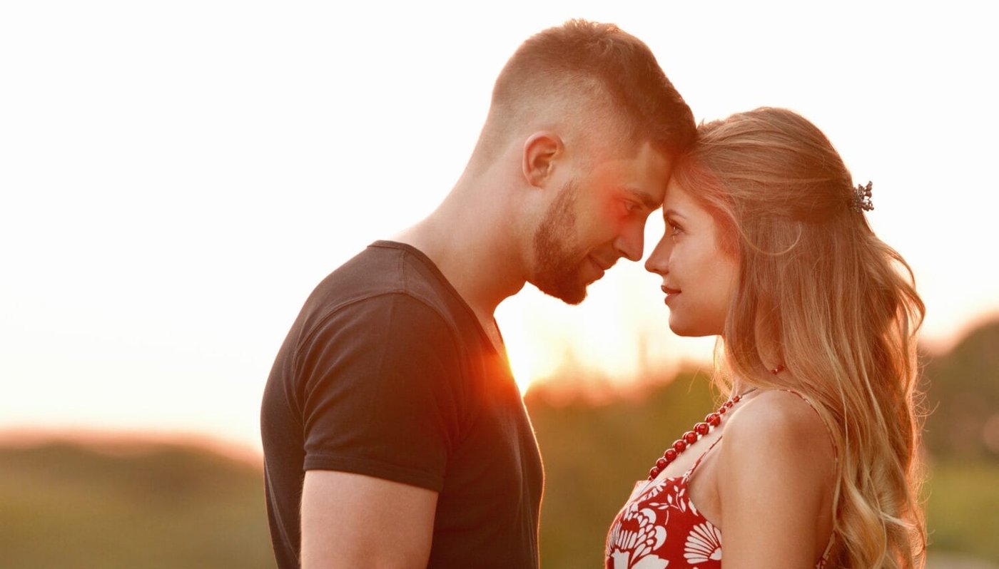 Fiancé Visa Guide: Living Abroad and Engaged to a U.S. Citizen